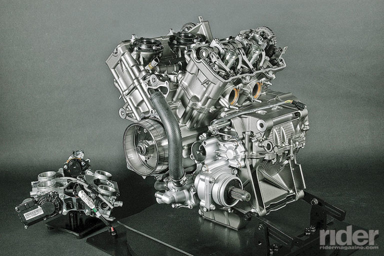 2016 Honda VFR1200X | Road Test Review | Rider Magazine