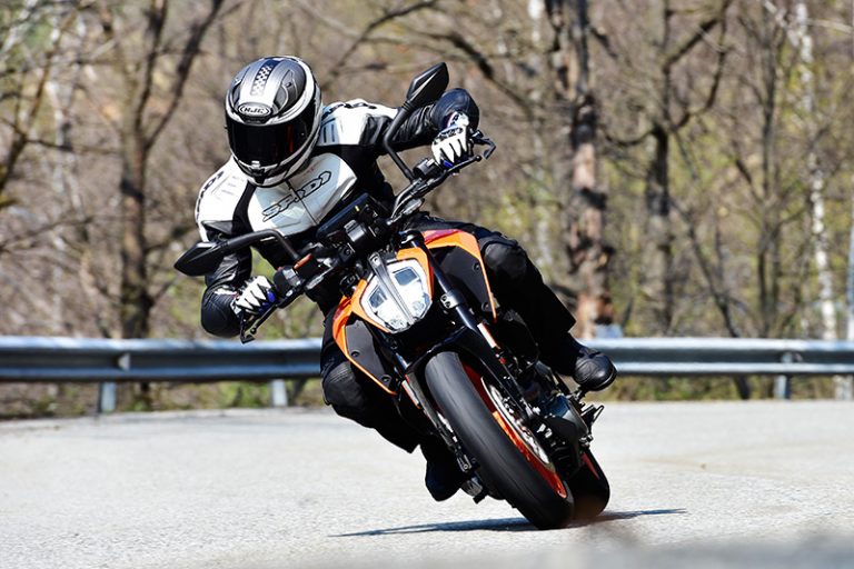 2017 KTM 390 Duke | First Ride Review | Rider Magazine