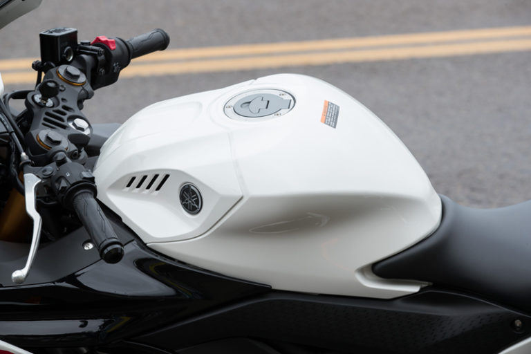 2019 Yamaha YZF-R3 | First Ride Review | Rider Magazine