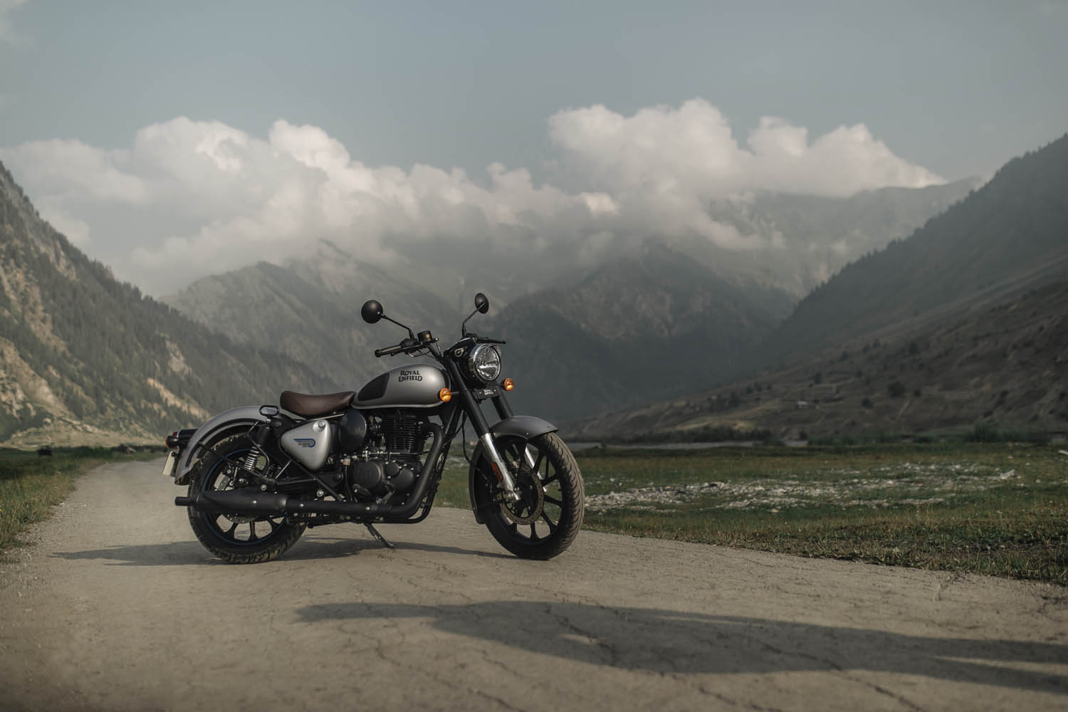 2022 Royal Enfield Classic 350 | First Look Review | MotorCycle News
