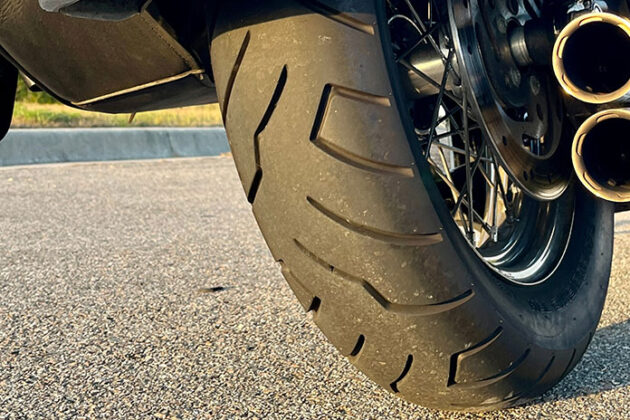 Shinko SR999 Long Haul Motorcycle Tires | Gear Review | Rider Magazine