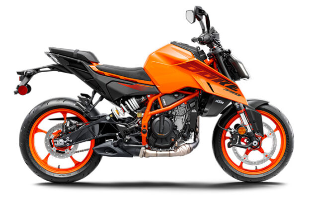 2024 KTM 390 Duke Review | First Ride | Rider Magazine