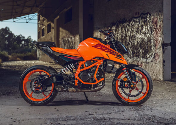 2024 KTM 390 Duke Review | First Ride | Rider Magazine
