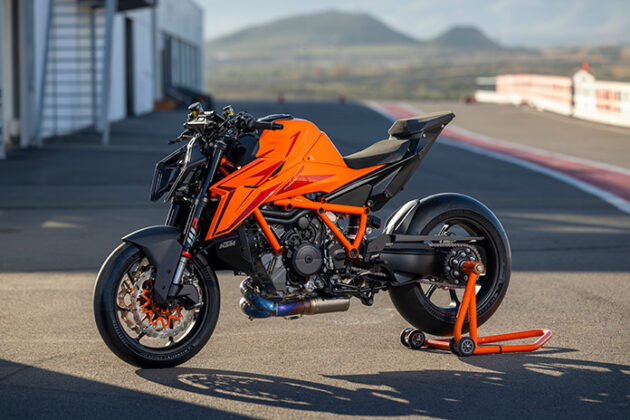 2024 KTM 1390 Super Duke R Evo Review | First Ride | Rider Magazine