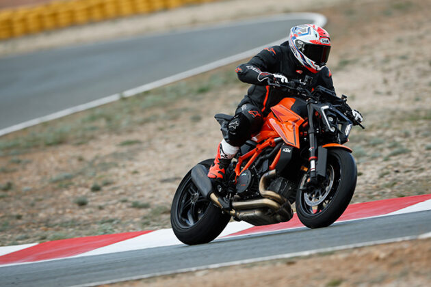 2024 KTM 1390 Super Duke R Evo Review | First Ride | Rider Magazine