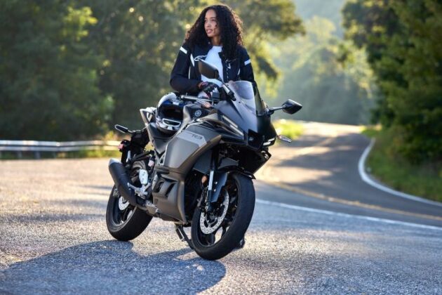 2025 Yamaha YZF-R3 and R7 Preview | Rider Magazine