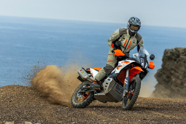 2025 KTM 890 Adventure R Preview | Rider Magazine