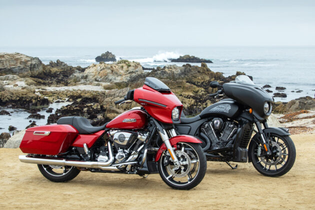 Extraordinary Harley Davidson Street Glide Vs Indian Chieftain Pictures
